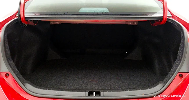 2020 Toyota Corolla review, photos & specs | CarMax