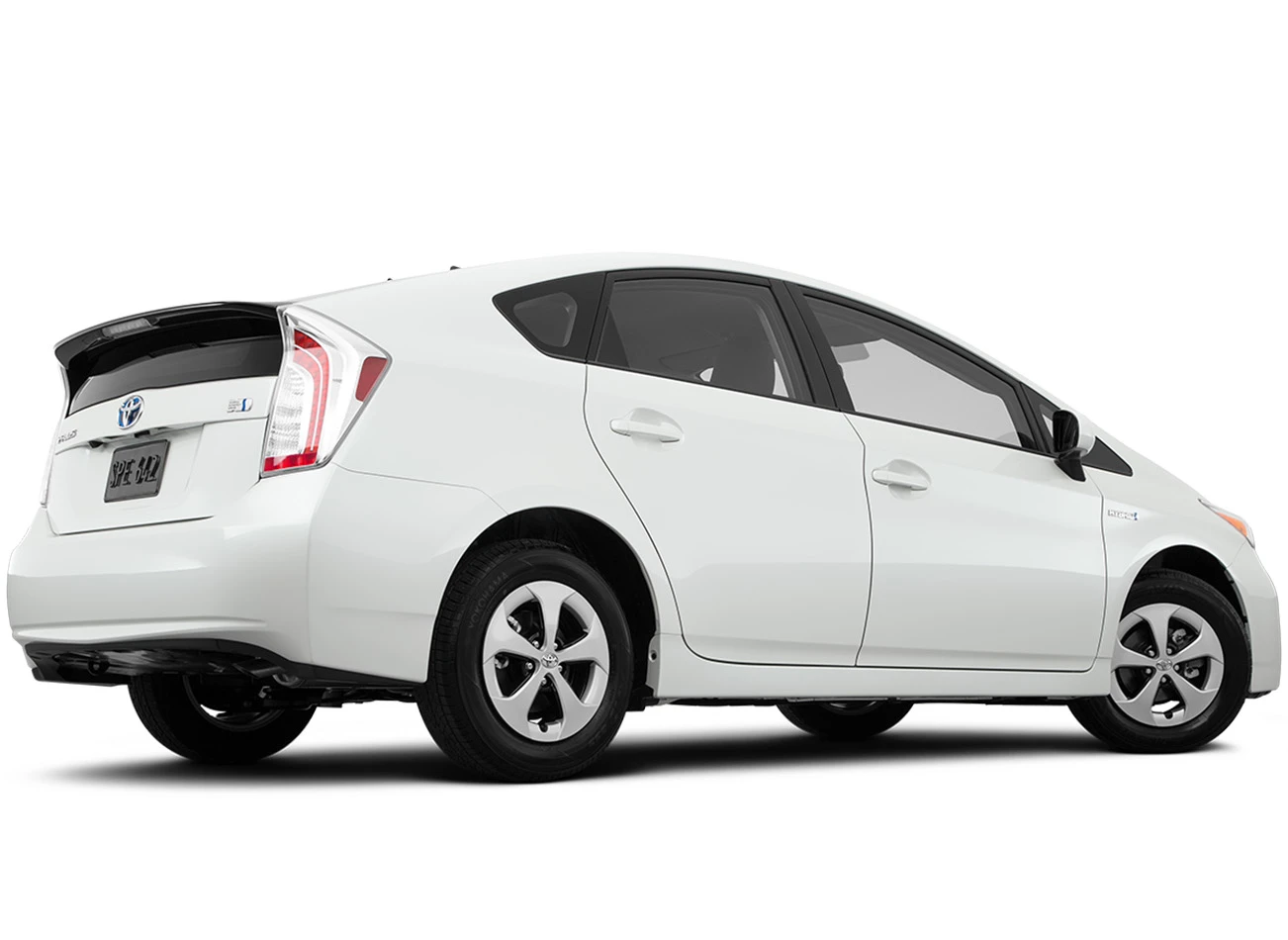 2015 Toyota Prius review, photos & specs | CarMax
