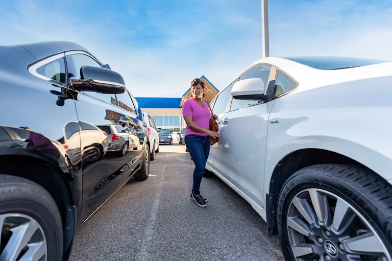 Compare vehicle trims side-by-side | CarMax