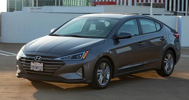 Ask the Experts: Should You Buy a Hyundai Elantra or Hyundai Sonata ...