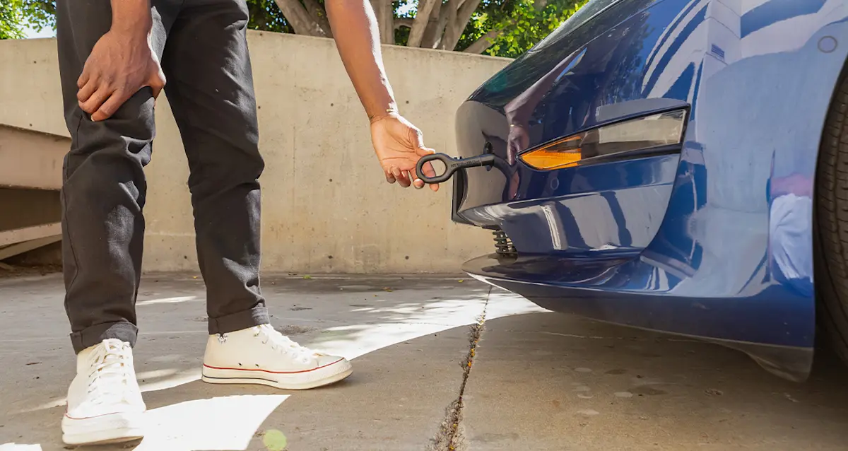 What Happens When an Electric Car Battery Runs Out of Charge | CarMax