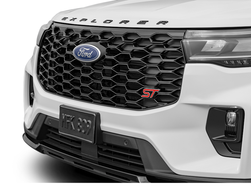 Explore Generations and Year-by-Year Changes of the Ford Explorer