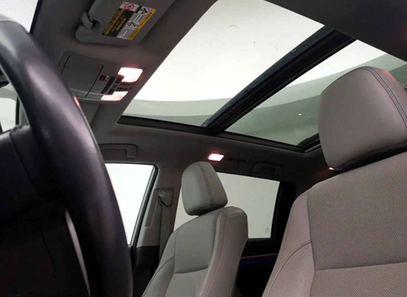 2018 Toyota Highlander review, photos & specs | CarMax