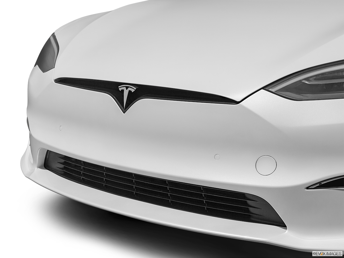 Explore Generations and Year-by-Year Changes of the Tesla Model S