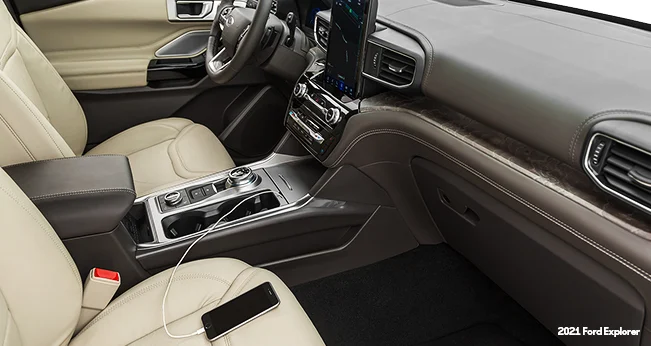 2021 Ford Explorer review, photos & specs | CarMax