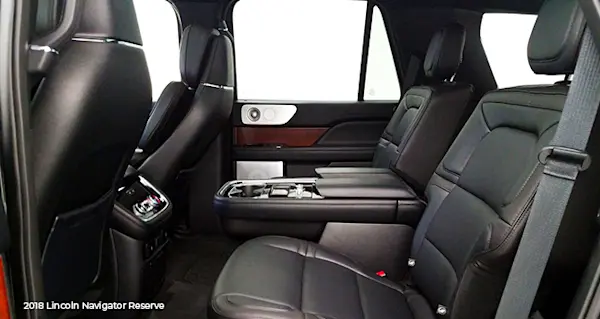 2020 Lincoln Navigator review, photos & specs | CarMax
