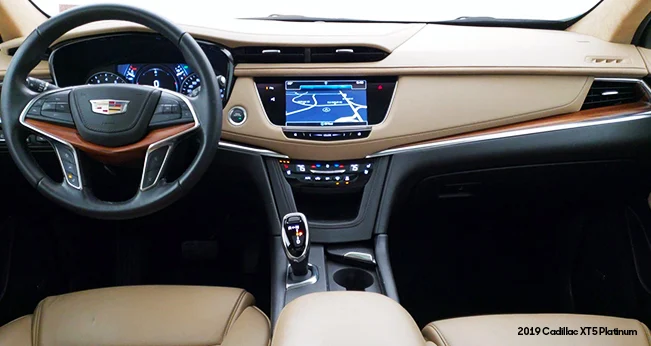 2020 Cadillac XT5 review, photos & specs | CarMax