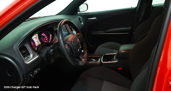 2020 Dodge Charger review, photos & specs | CarMax